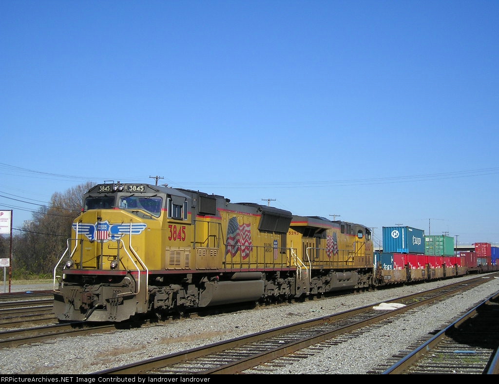 UP 3845 Dead In The Yard For The Holidays